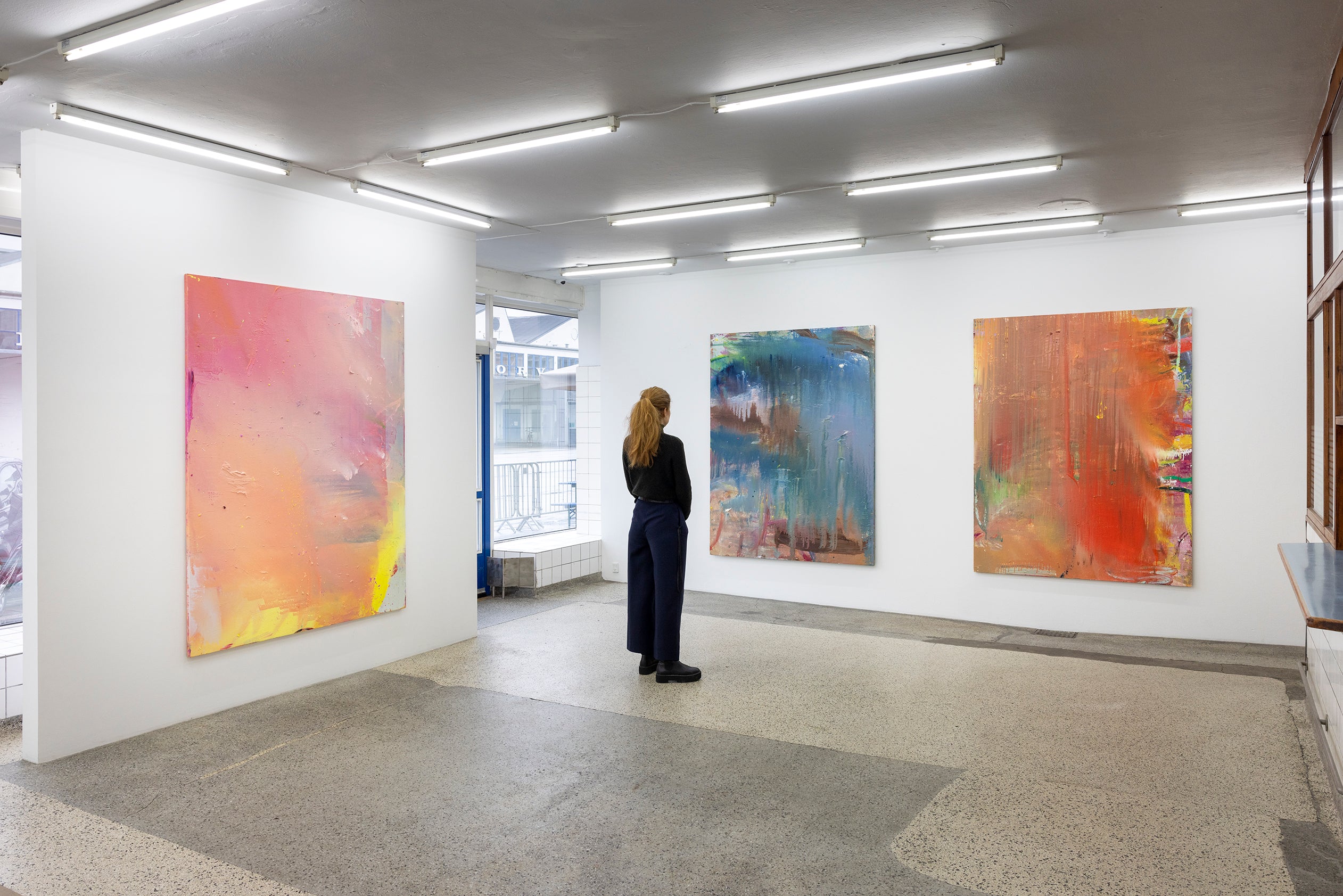 HAPPY HOLIDAYS – V1 Gallery